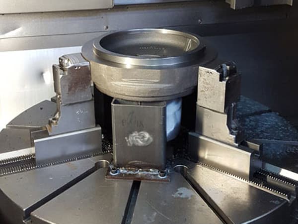 Tornitura metalli a Bologna e Cesena | Torneria di precisione